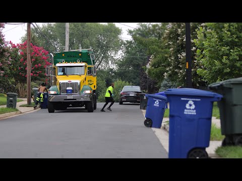 Quick Bates Recycling Truck in Arlington with an Awesome Crew!