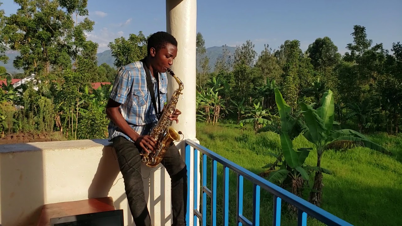 Superman Ykee Bender Sax cover - YouTube