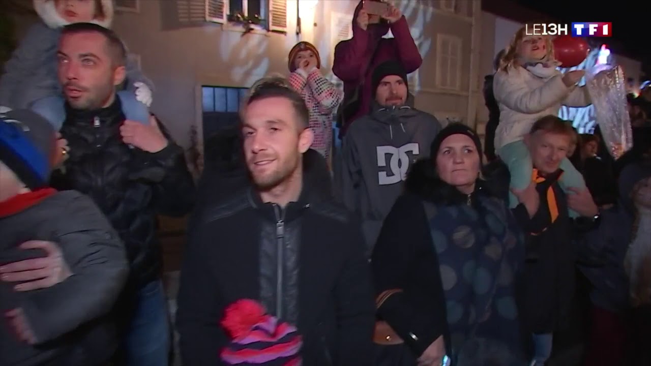 FLE- Exercice d'écoute débutant La Saint Nicolas - YouTube