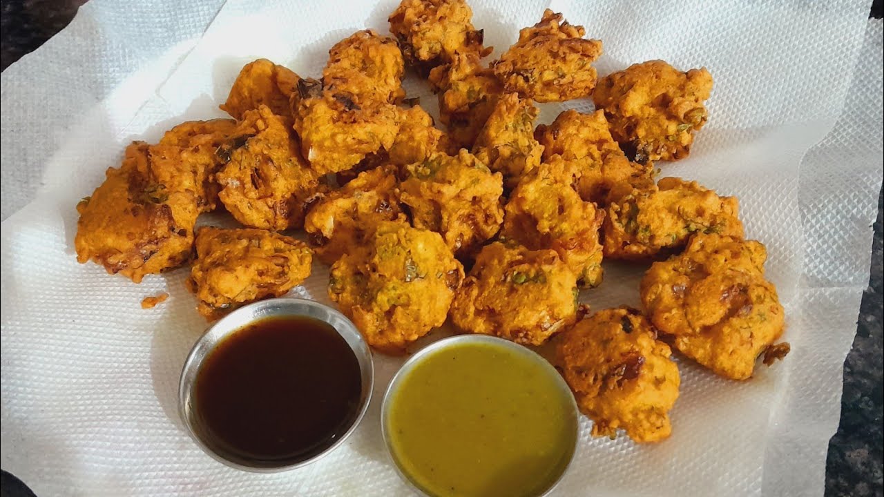 crispy and teste mung Daal pakora recipe 😋 👌 || easy mung Daal fritters ...