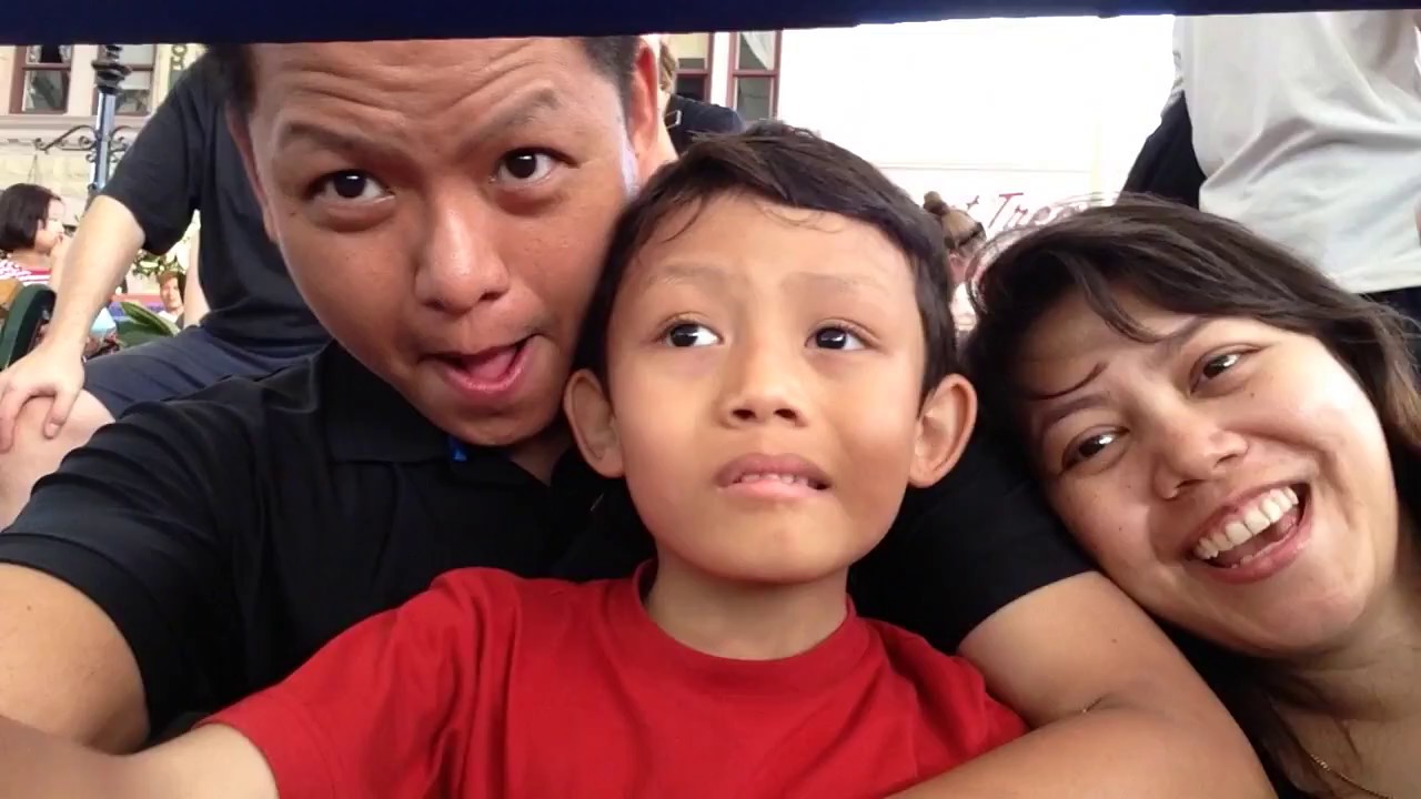 Diego, Chris, Me and the Grandes at Warner Brothers - YouTube