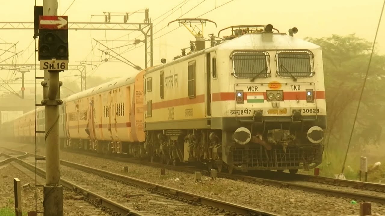 Delhi Pathankot superfast express with new coaches!! - YouTube