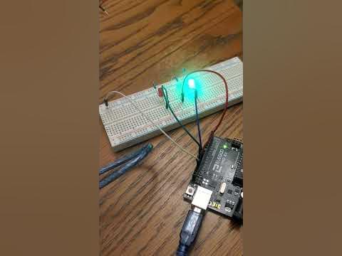Arduino Traffic Light Simulation - YouTube