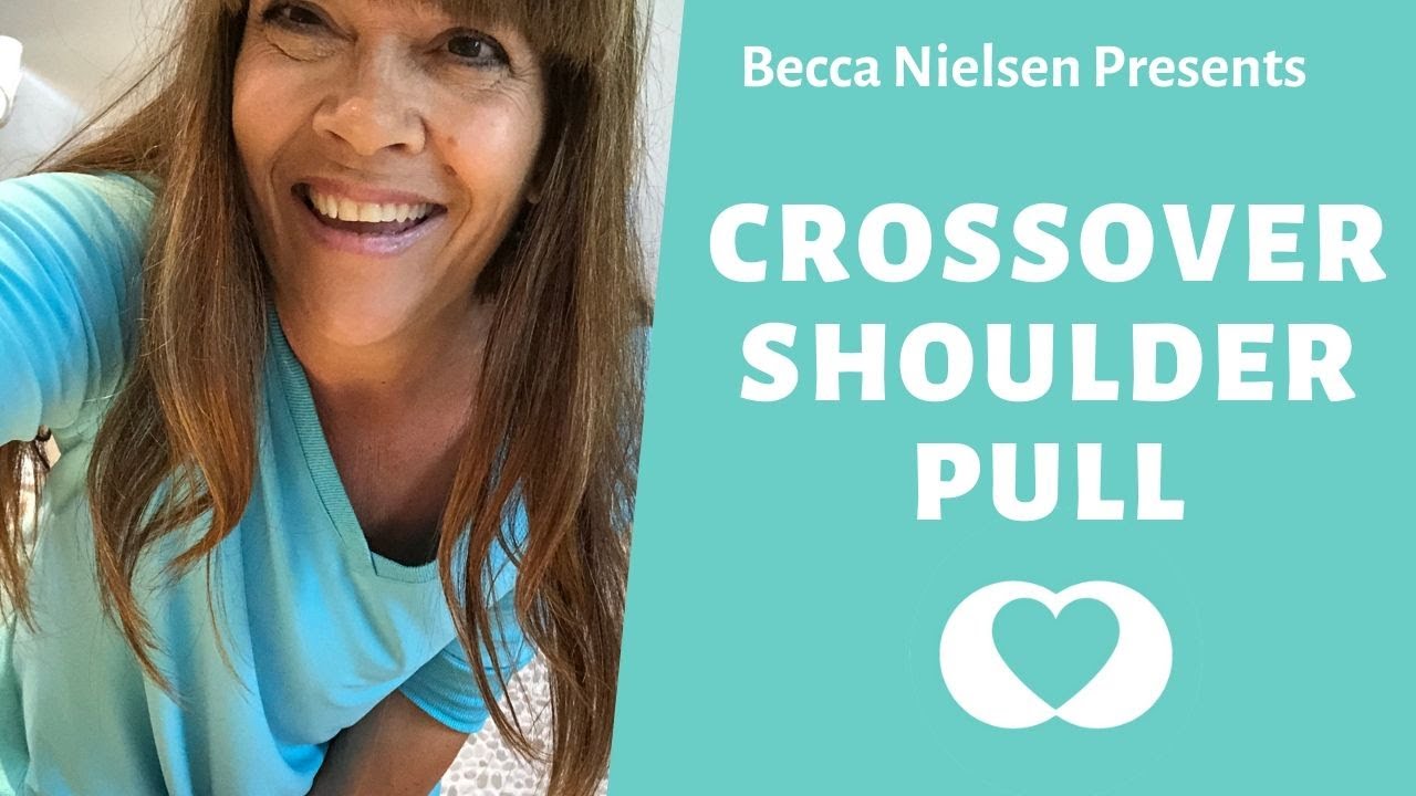 Crossover Shoulder Pull - YouTube