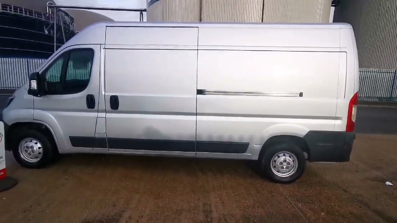 PEUGEOT BOXER BLUE HDI 335 L3H2 PROFESSIONAL PV 2.2 130ps 2018 - YouTube