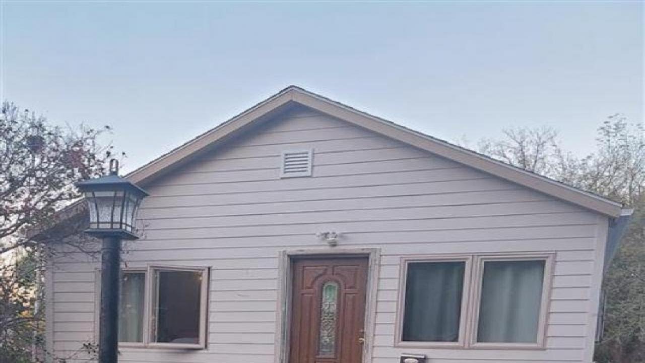 512 Blaine Ave, Sioux Falls, SD Presented by Taylor Templeton. - YouTube