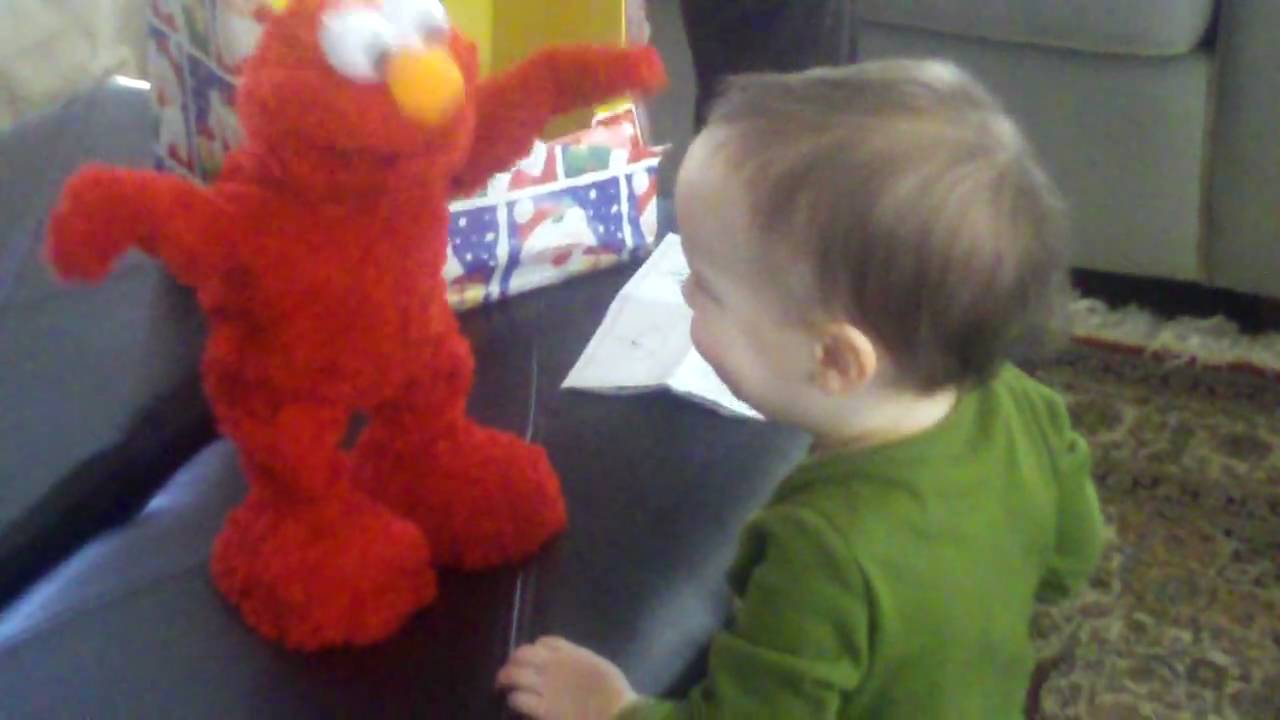 Sam opens Elmo Live 12 25 08 1 m Zi6 0101 - YouTube