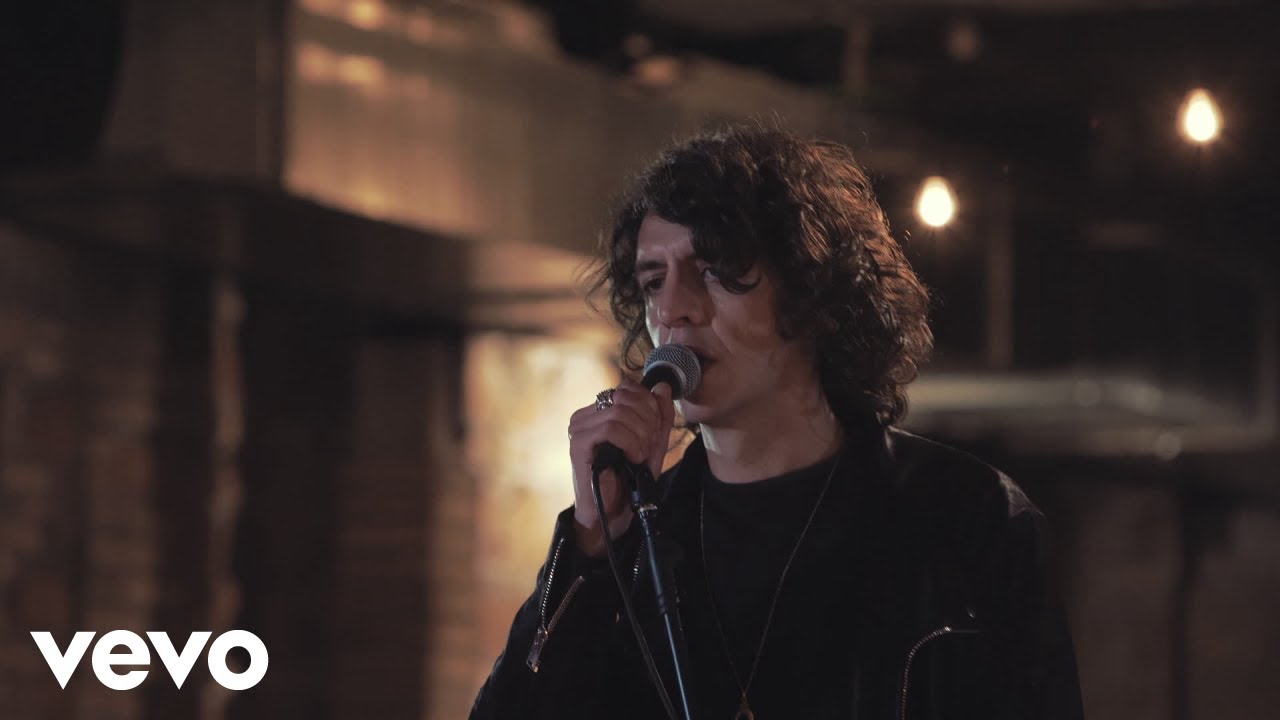 Motta - Via della luce (Live At Monk) - YouTube Music