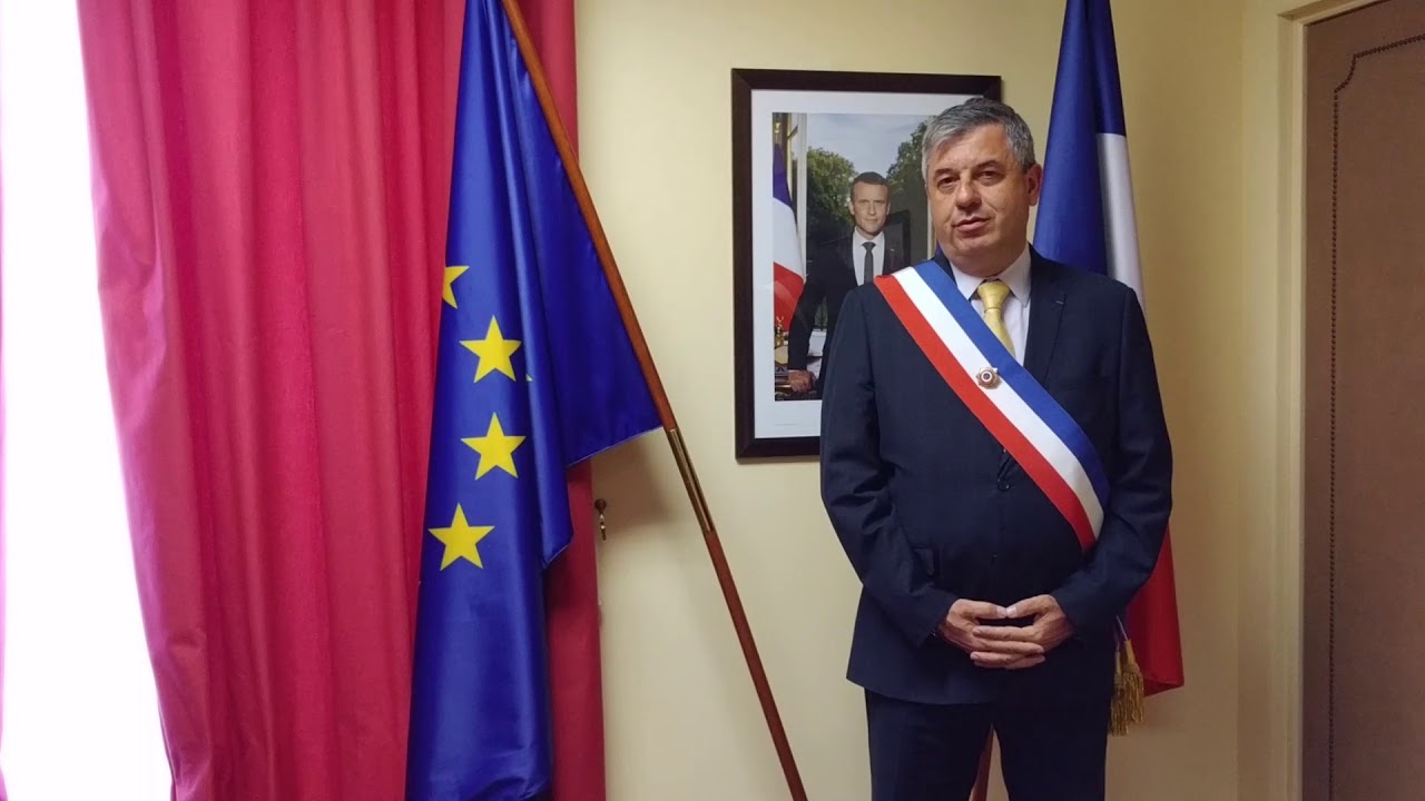 Monsieur Dominique BAILLY Maire de VAUJOURS - YouTube
