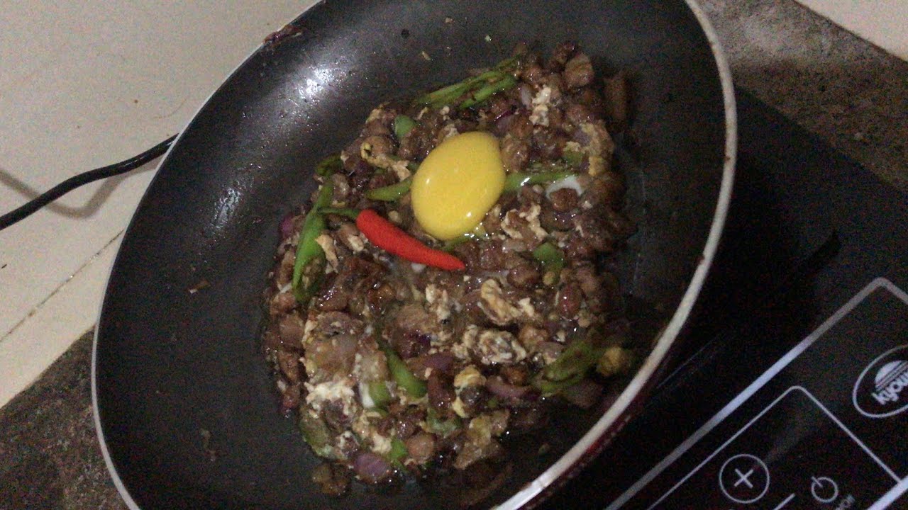 Low Budget Sisig 😋 - YouTube