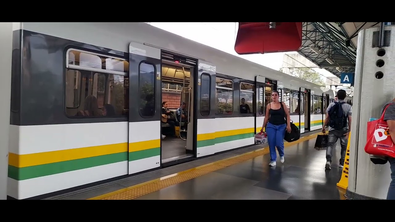 Estación itagui metro de Medellín - YouTube