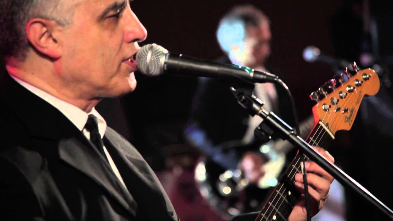 LOS MOCKERS - The Chain - Purple Weekend 2012 - YouTube