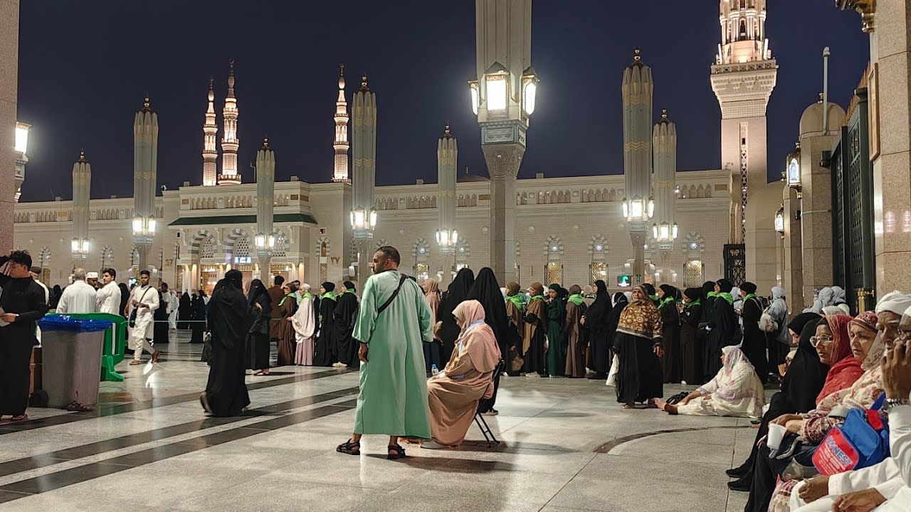 PEMANDANGAN WARNA-WARNI DI QUBA STREET - MASJID QUBA KE MADINAH SEMULA ...