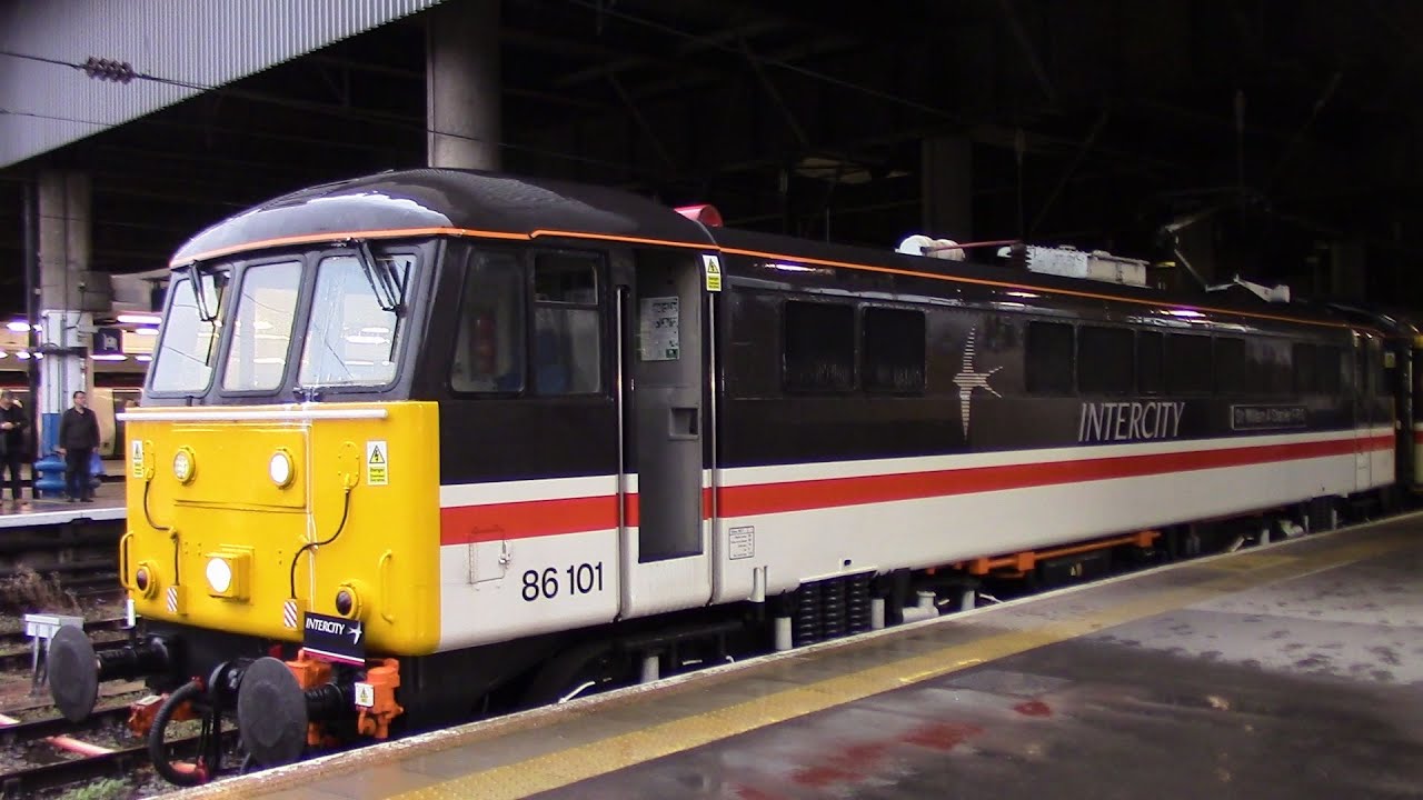 86101 90001 INTERCITY "The Friday Charter" departs EUSTON 30/09/2022 ...