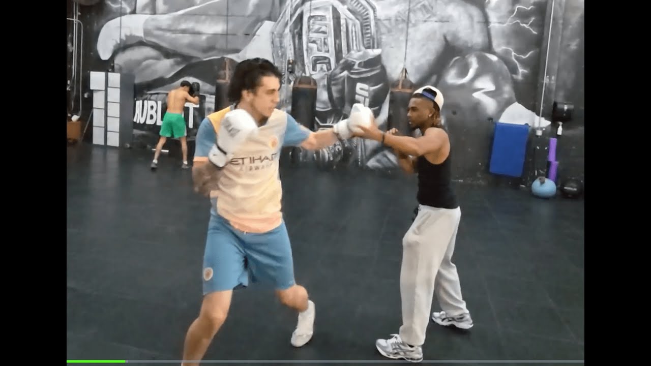 KONVY BOXING FOR THE FIRST TIME WITH DEENTHEGREAT *MUST WATCH* - YouTube