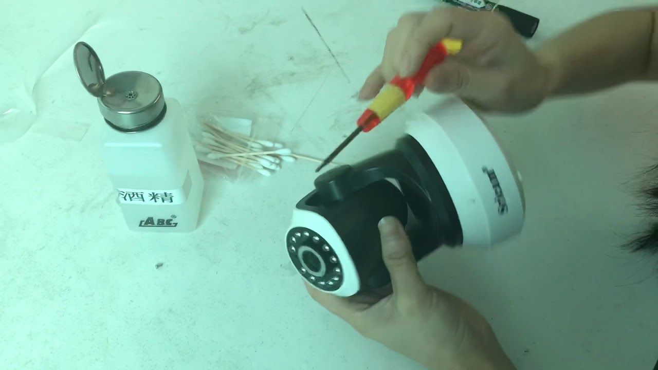 The way to dismantle IP Camera SP017 for cleaning lens stain - YouTube