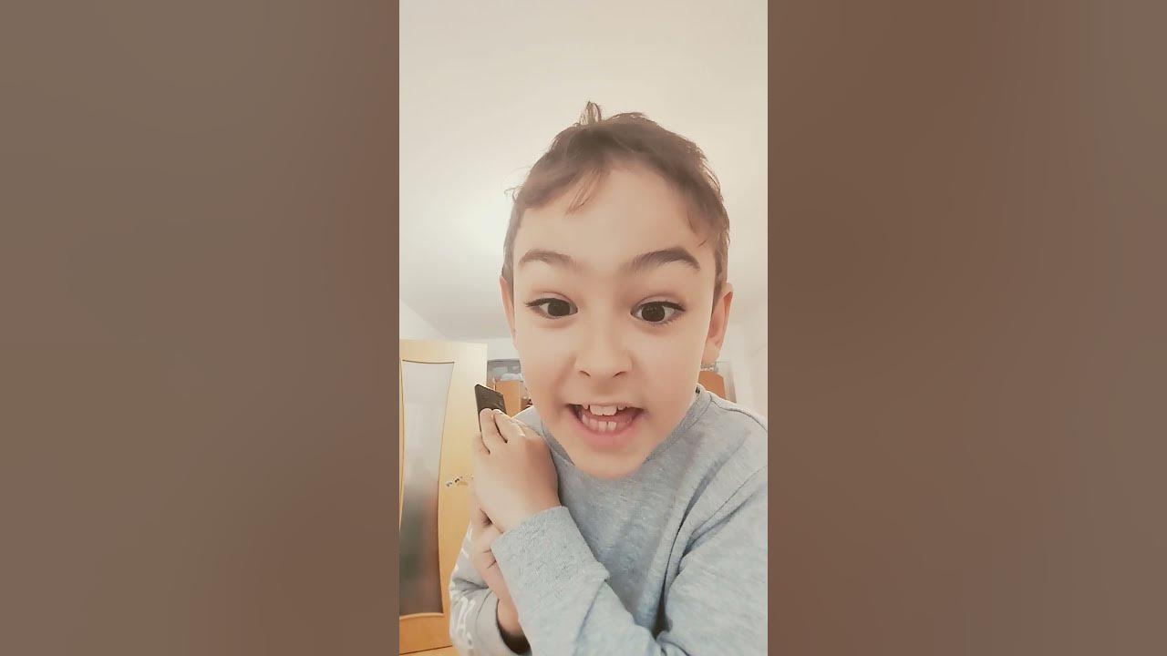 Ura nu mai merg afară - YouTube