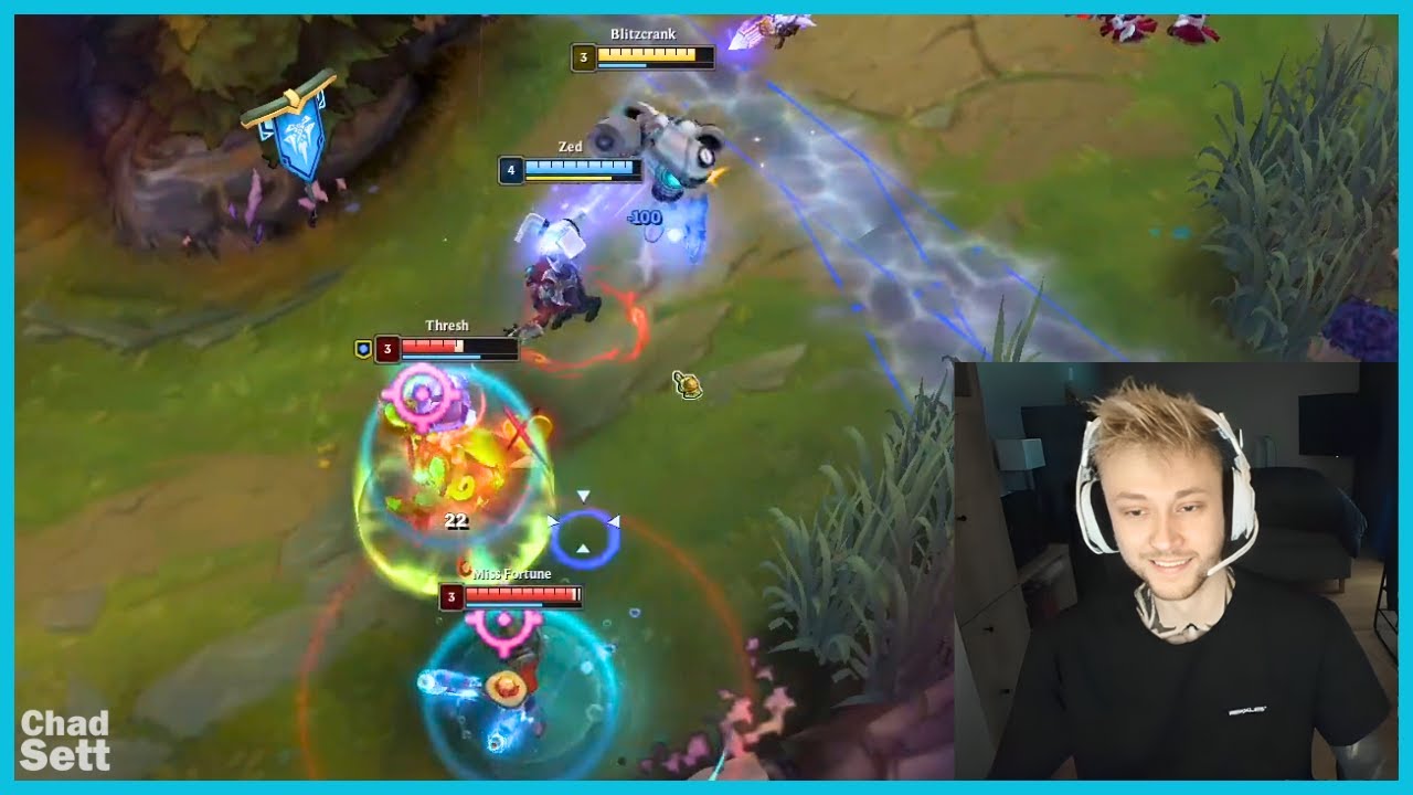 Deadly Latern - Lol Daily Clips Ep 348 - YouTube