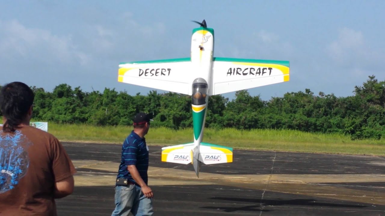 PAU Extra 300 SP DA 170 Sabado 20 de Julio 2013 - YouTube