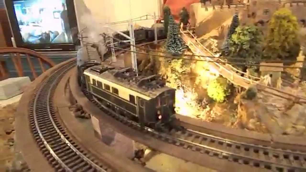 Marklin 37060 H0 digital EP 3/6 K.Bay - YouTube