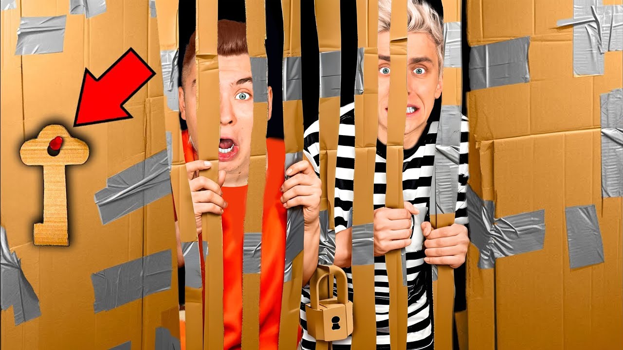 BOX FORT PRISON ESCAPE Challenge - YouTube