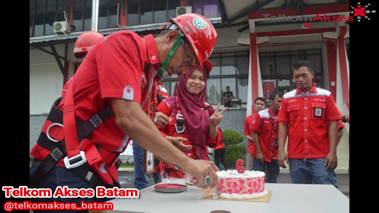 TELKOM AKSES BATAM - YouTube