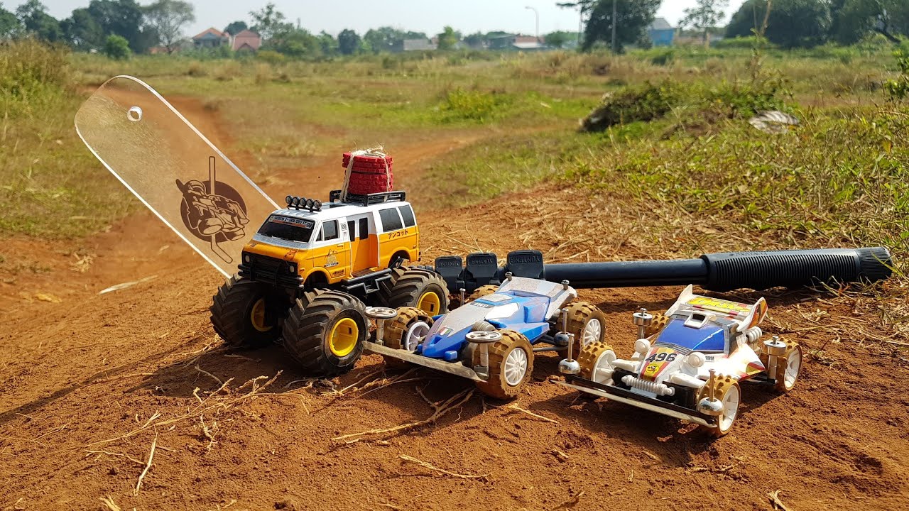 Street Mini 4WD : Dirt Attack - YouTube