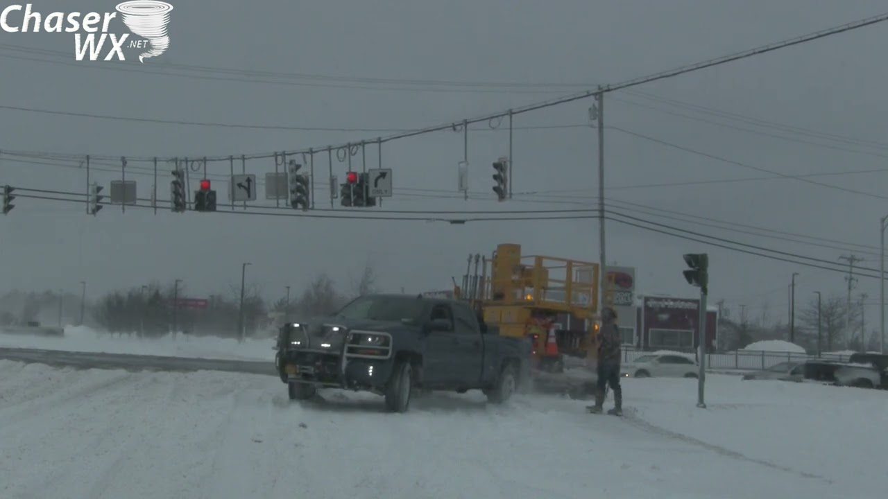 SNOW IS COMING! --- Lake Effect Snow INSANITY! - YouTube