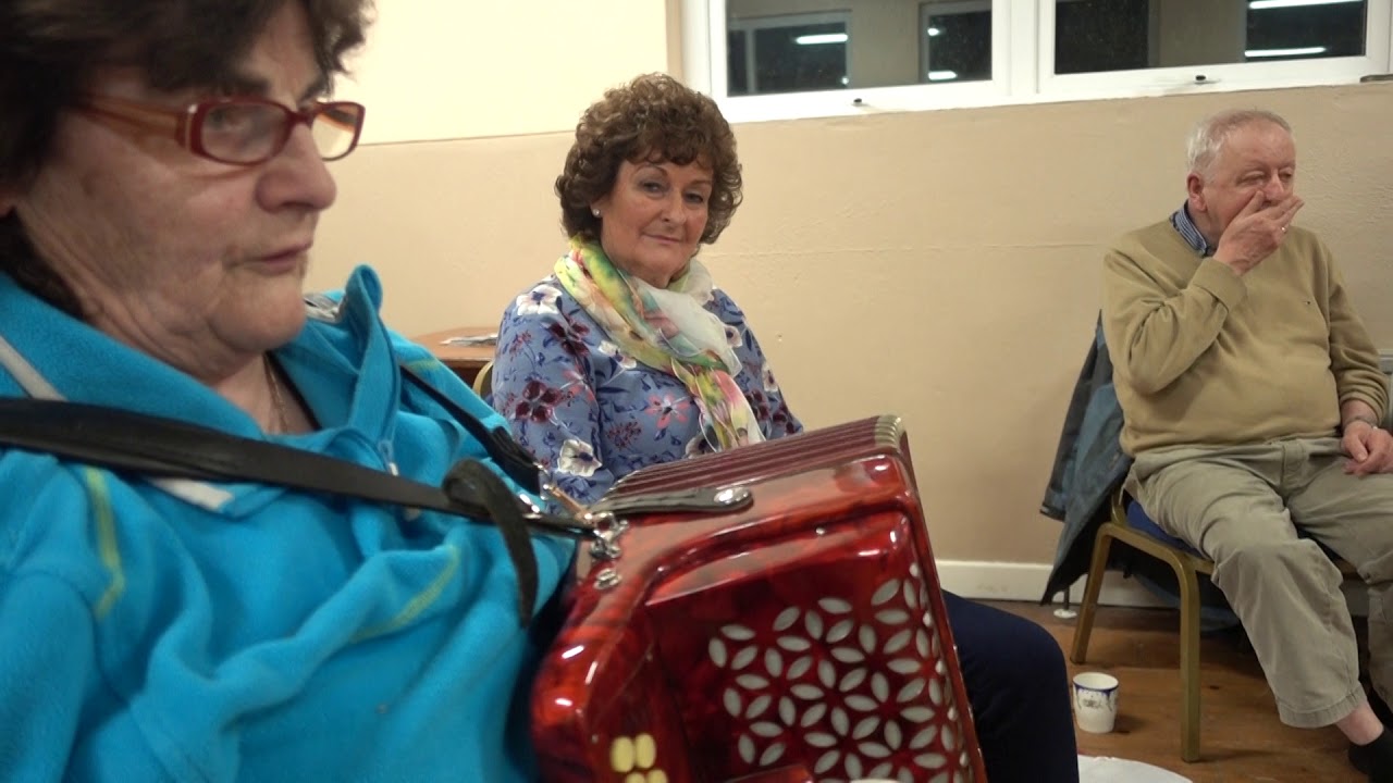 Mary Breen: "Tennessee Waltz" - YouTube