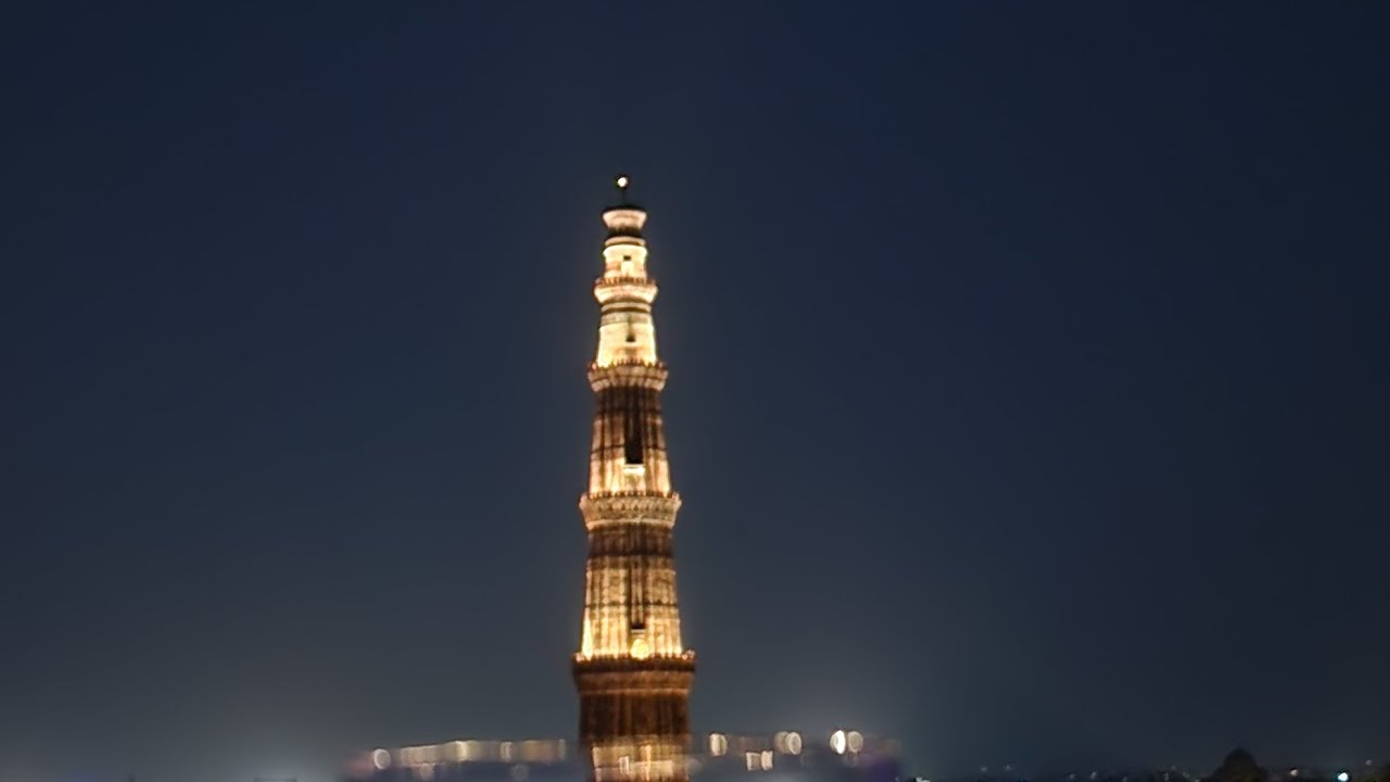 Dramz Café Delhi: Where Culinary Magic Meets Spectacular Views - YouTube