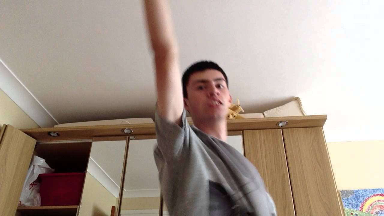 Butlin's Skyline Gang Song - Me Playing Dude - YouTube