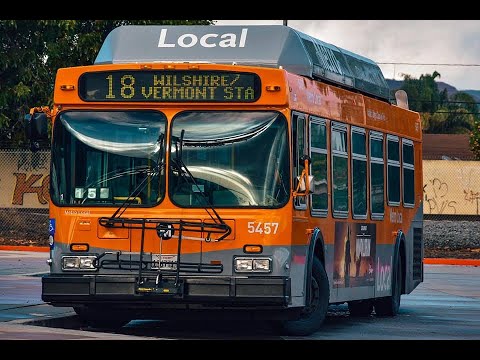 Metro Rapid and Metro Local bus in Downtown Los Angeles طوبيسات لوس ...