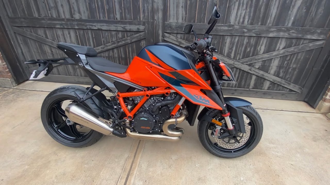 First Impressions of 2020 KTM Super Duke R - YouTube