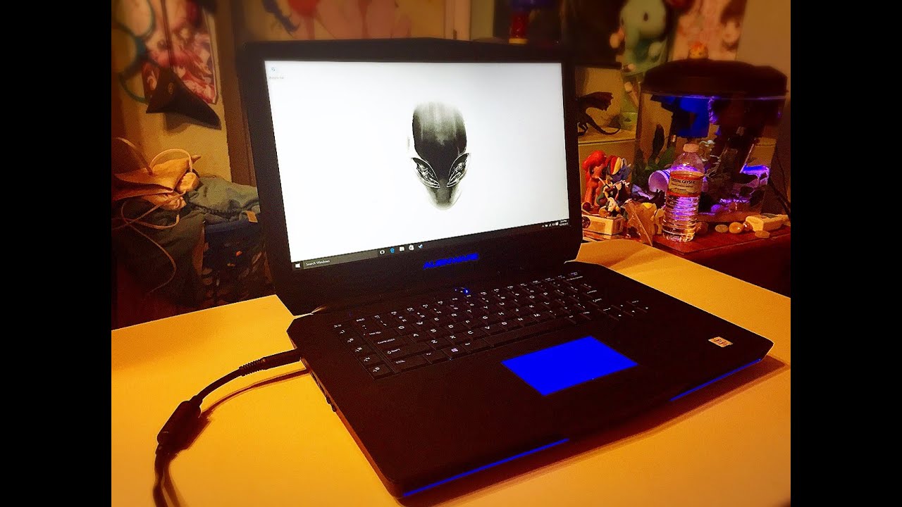 Alienware 15 R2 Laptop Unboxing # 1 - YouTube