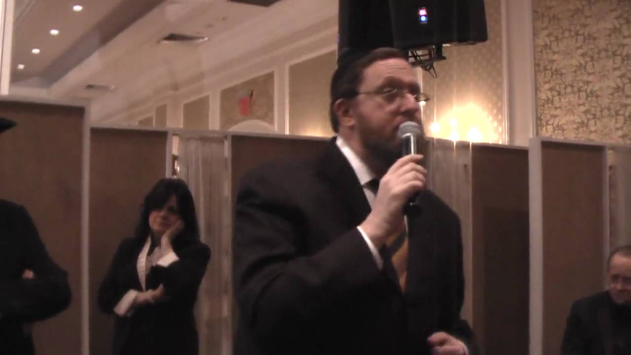Dov Levine with the The Baal Simcha Band - YouTube