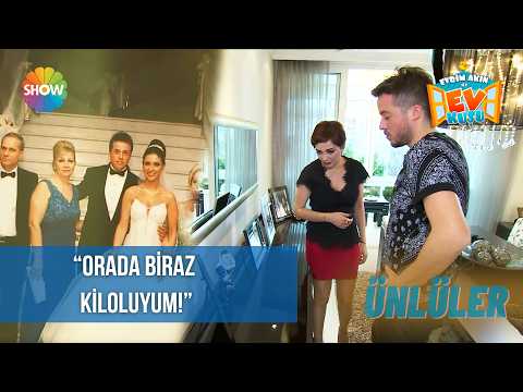 Evrim Akın, Aydın Kurtoğlu’nun düğün fotoğraflarını inceliyor!