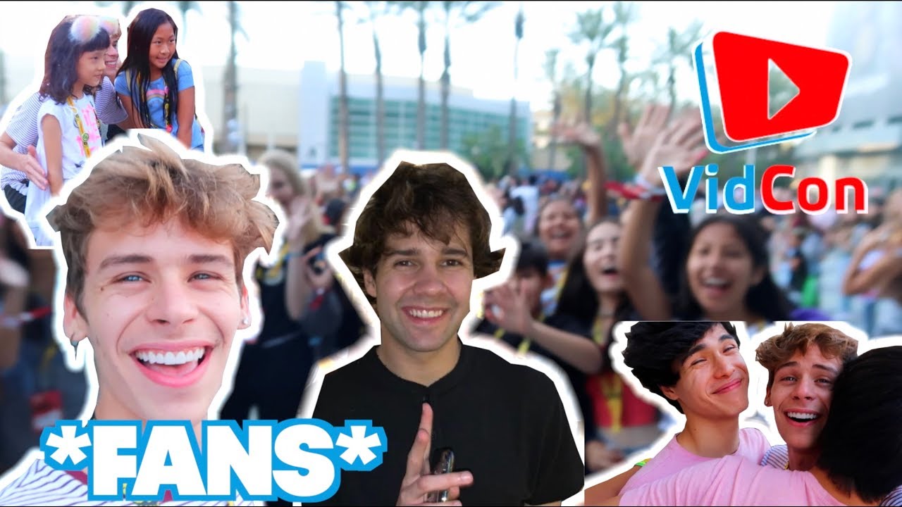 MEETINGS MY FANS AT VIDCON! - YouTube