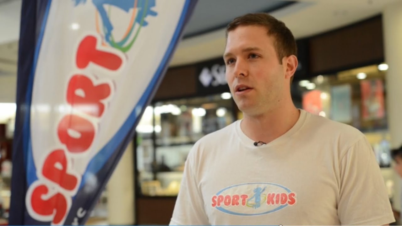 Tri pitanja za... - Škola sporta za decu Sport Kids - YouTube