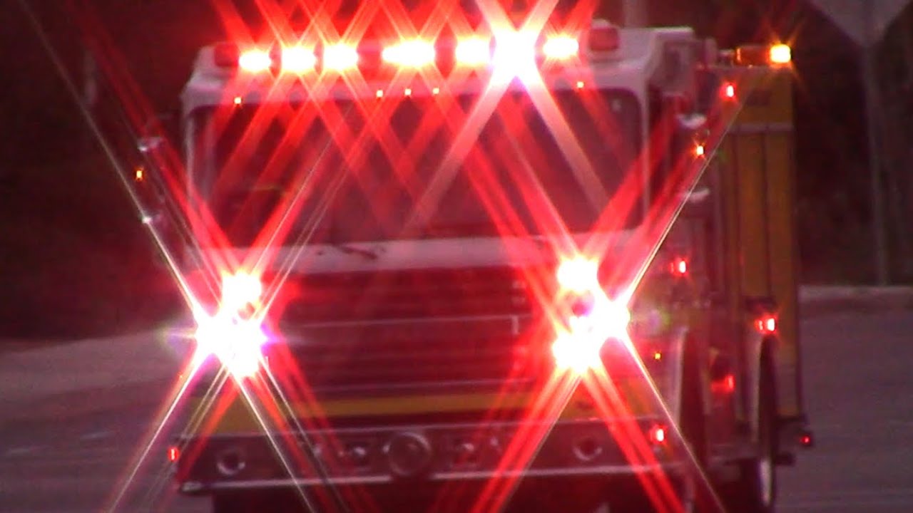 *AIRHORN* VCFD Medic Engine 36 responding - YouTube