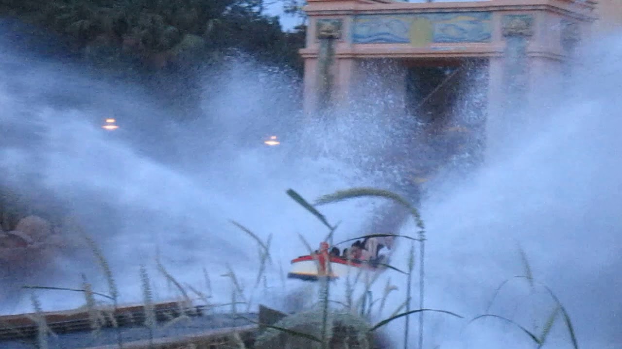 Seaworld Log ride - YouTube