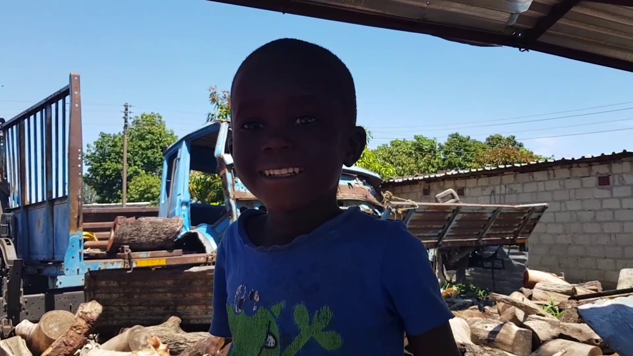 Life in Mbare, Harare, Zimbabwe - YouTube