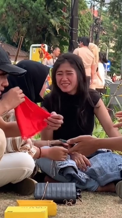 prank cod cd depan cewe cantik - YouTube