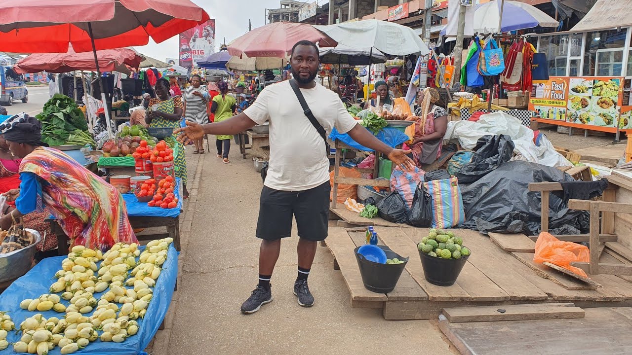 Obuasi Local Market is (Expanding) #kwakumove - YouTube