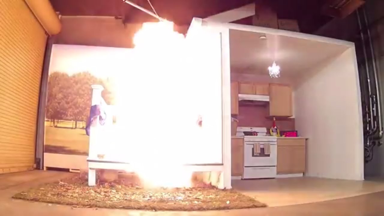 Kitchen Fire Safety - YouTube