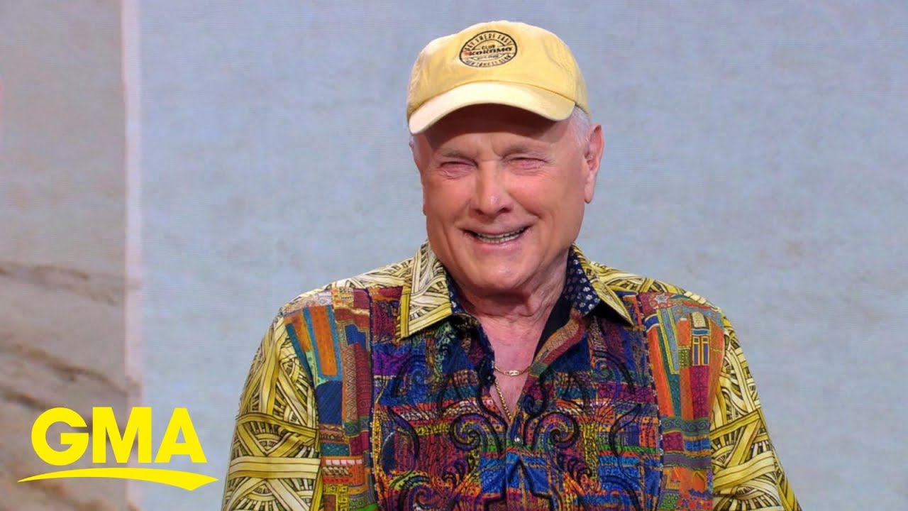 Mike Love talks new Beach Boys documentary - YouTube