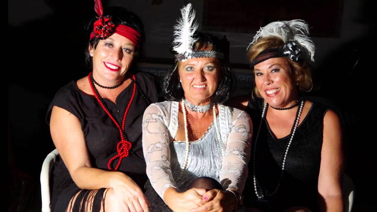 Fiesta Años 20 - YouTube
