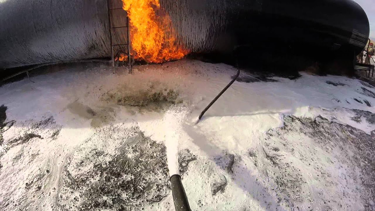 First scenario pool fire on train derailment. - YouTube