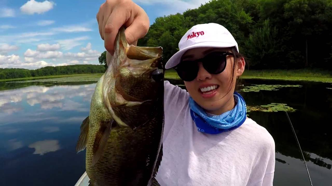 Bass Fishing with Girlfriend!? - YouTube