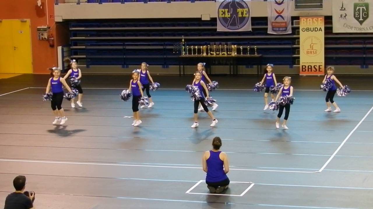 ÉTC CHEERLEADING CHAMPIONSHIP MOFI 2016 SMURFS - YouTube