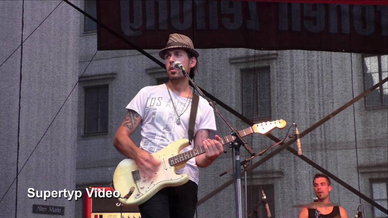 Linz Krone Fest 2016: Alex Zilinski Trio - Roll Over Beethoven - YouTube